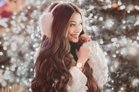 Sarah Tran - Cô gái gốc Việt gây sốt vì mái tóc như Công chúa tóc mây