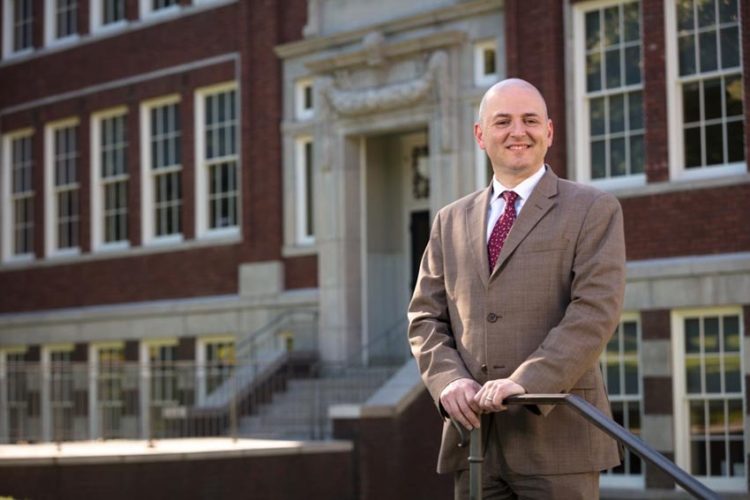 Mạng xã hội và sức khỏe trong thời đại số | DoanhnhanPlus.vn